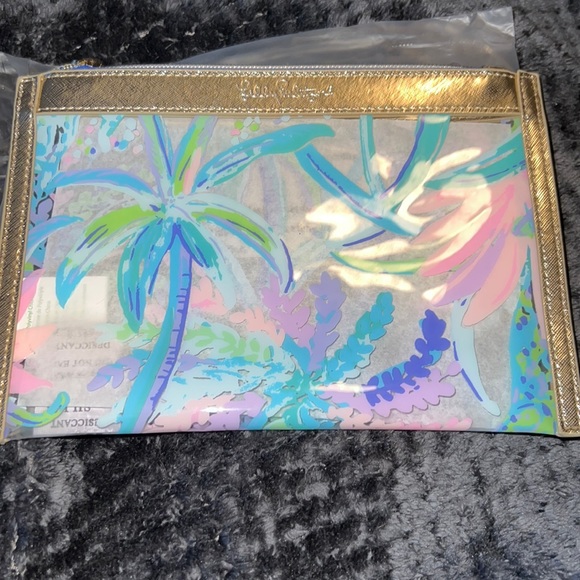 Lilly Pulitzer | Bags | Nwt Lilly Pulitzer Pouch | Poshmark